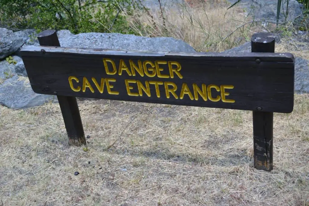 The 7 Most Dangerous Caves in the World – startcaving.com